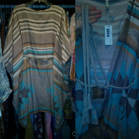 Spell | Intimates & Sleepwear | Nwt Revolver Peyote Shrug Short Robe ...